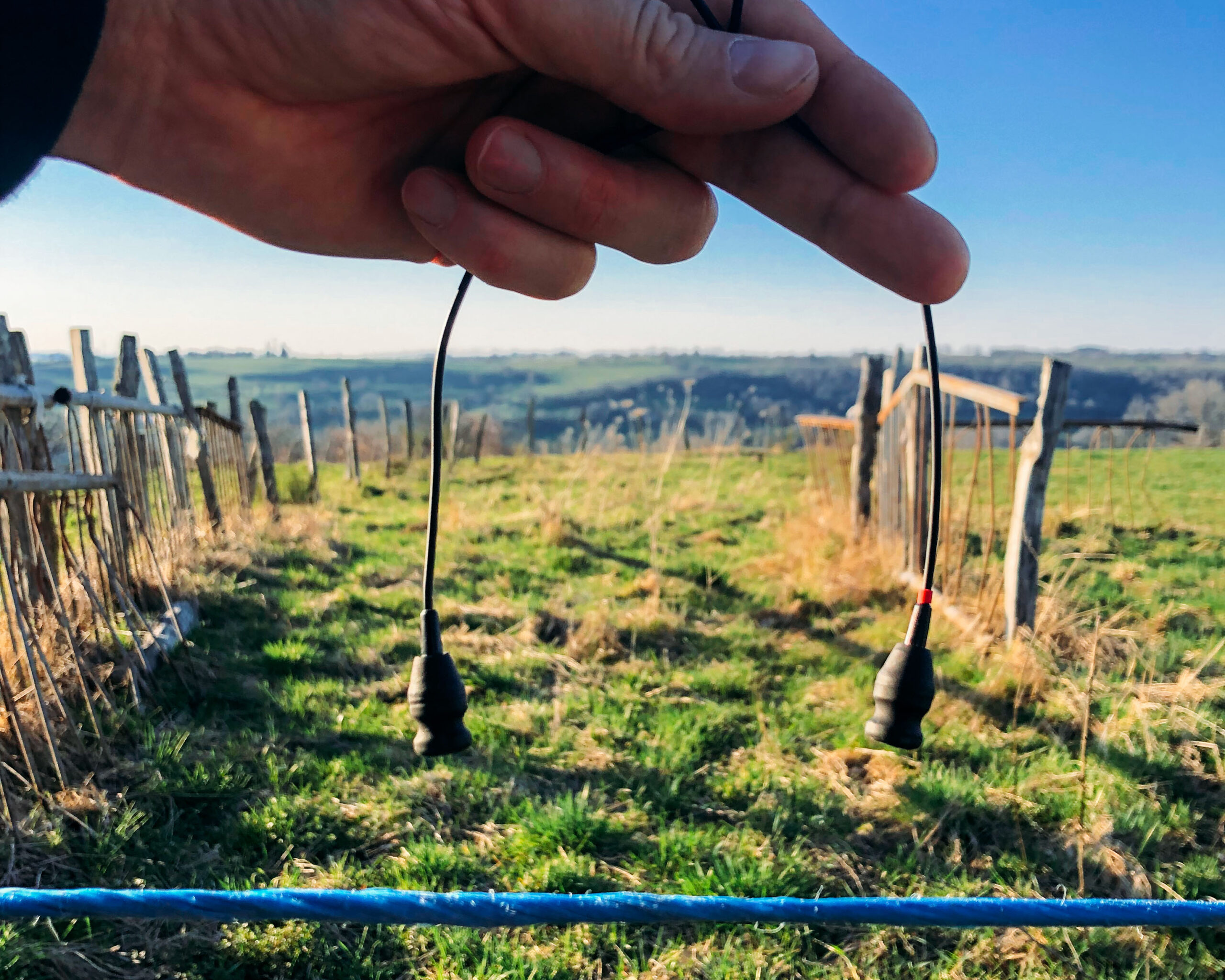 Electromagnetic Field Microphone Equipment - Audio Field