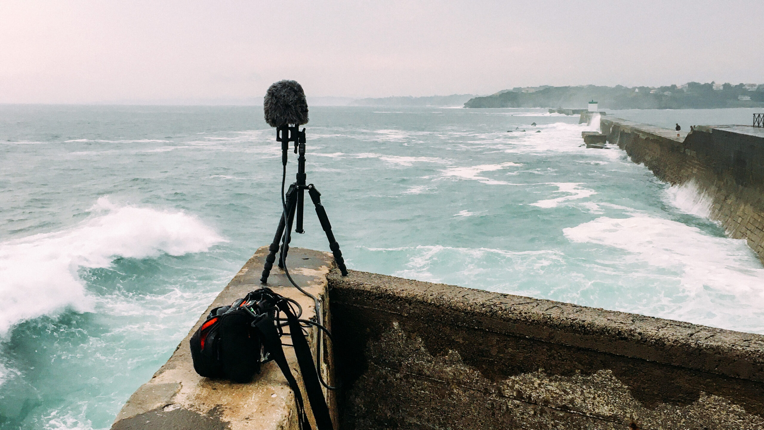 Ambisonic Microphone Equipment - Audio Field